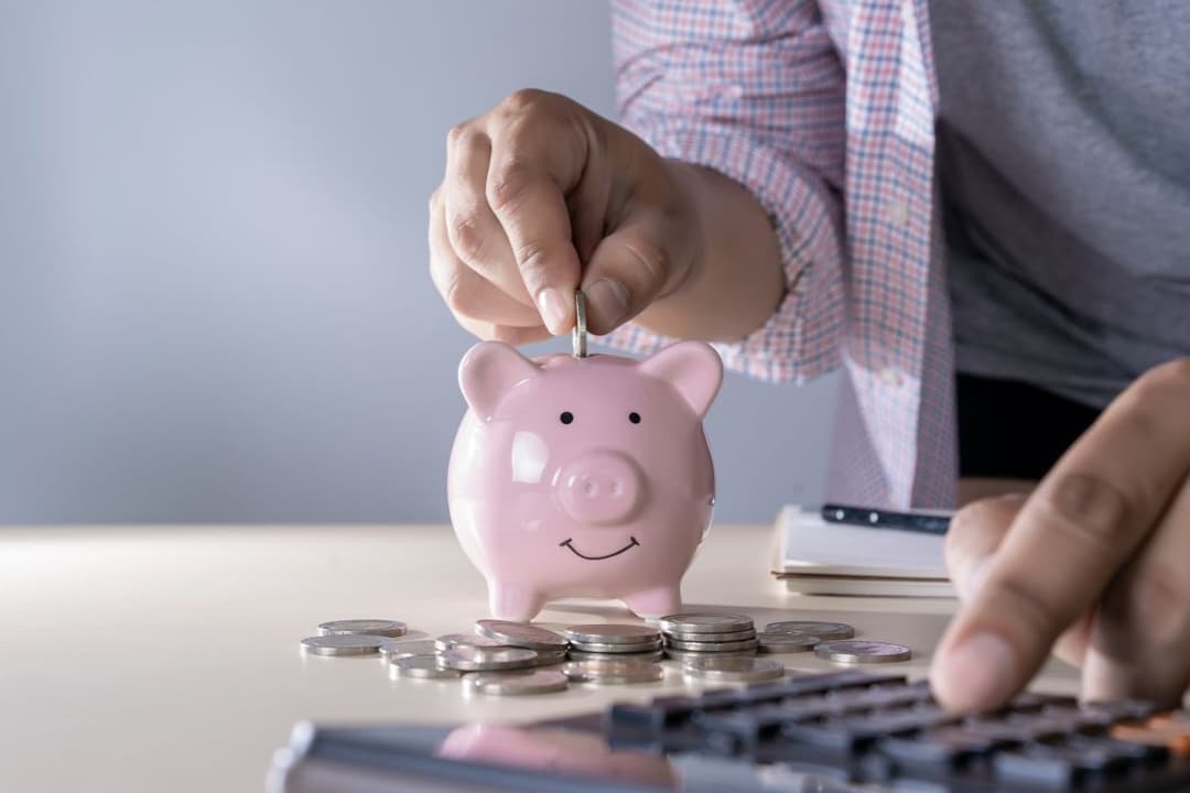 Compare Canadian Savings Accounts - Hardbacon