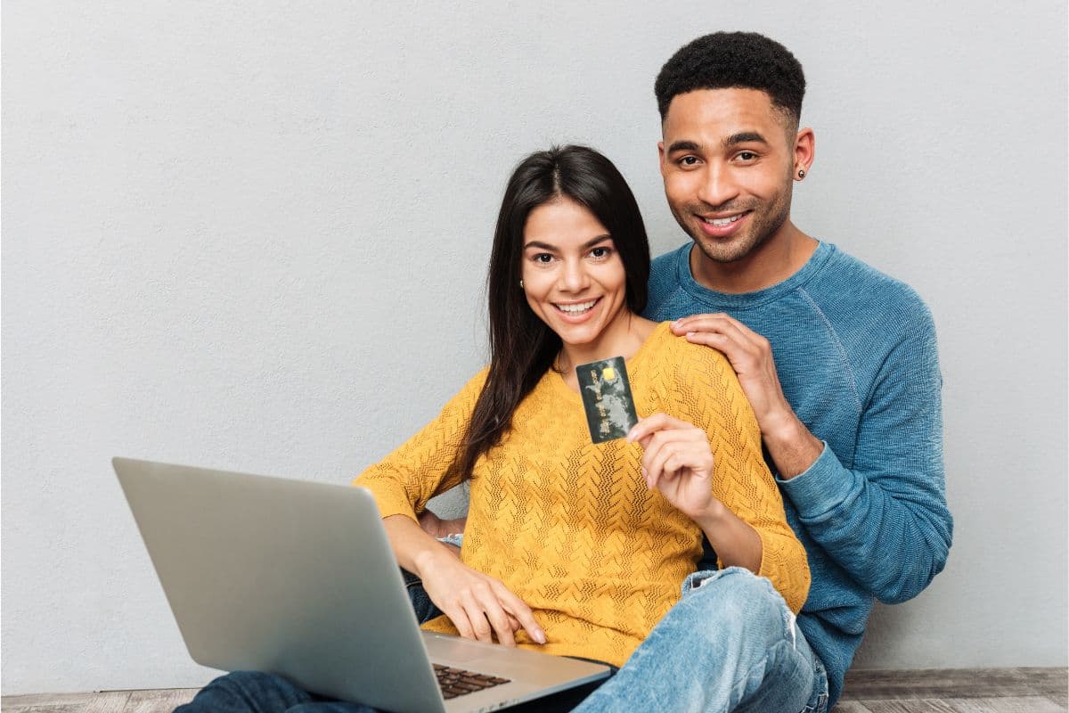 All About Joint Credit Cards in Canada - Hardbacon