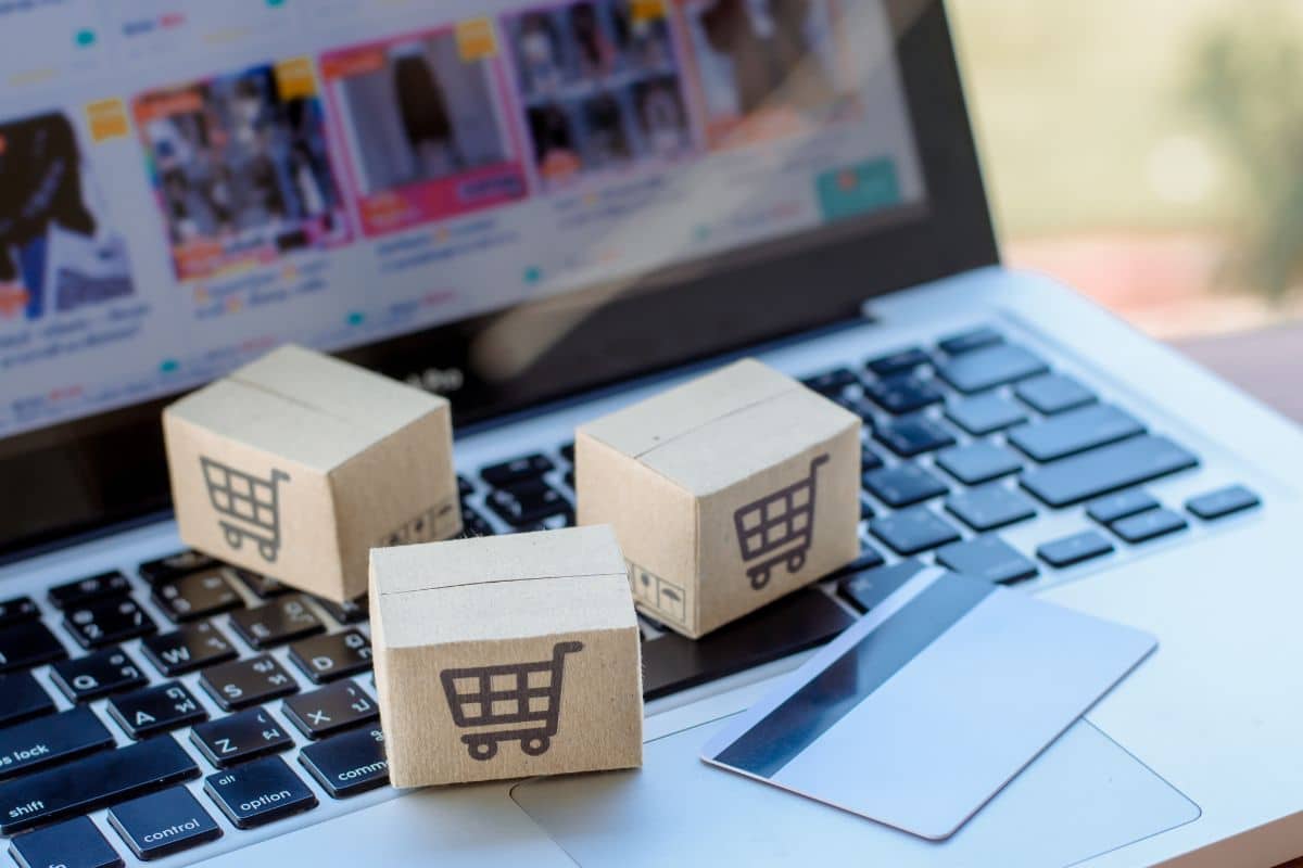 10 Online Shopping Alternatives to Amazon Canada